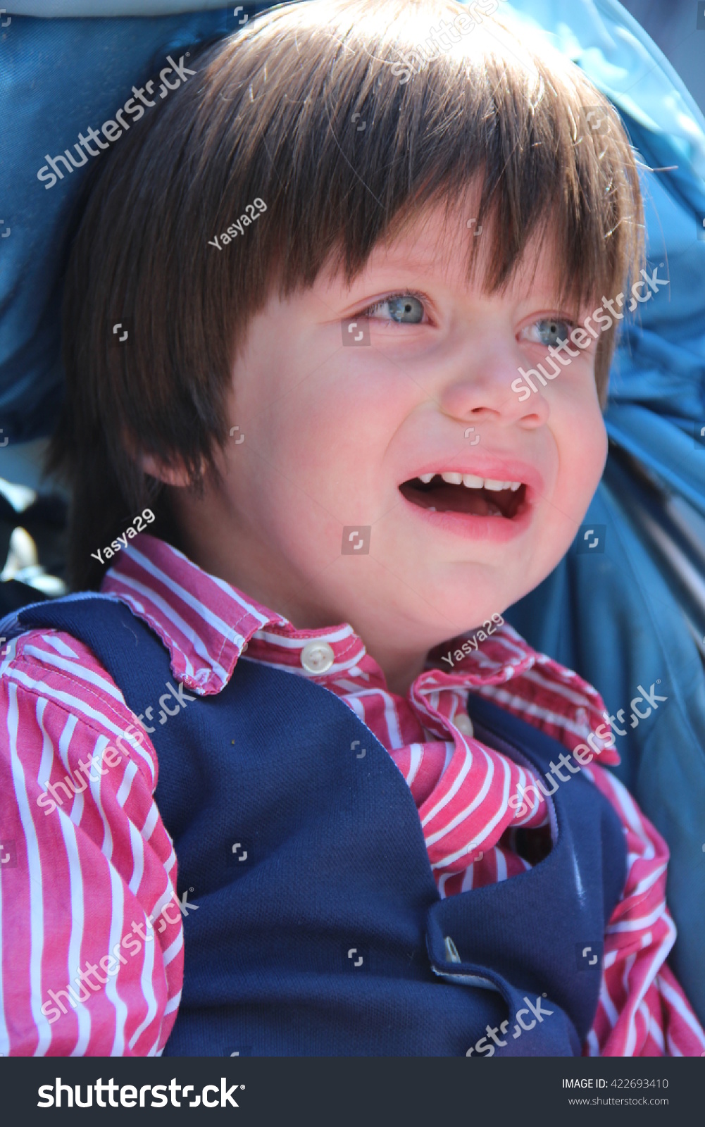 Crying Boy Stock Photo 422693410 | Shutterstock