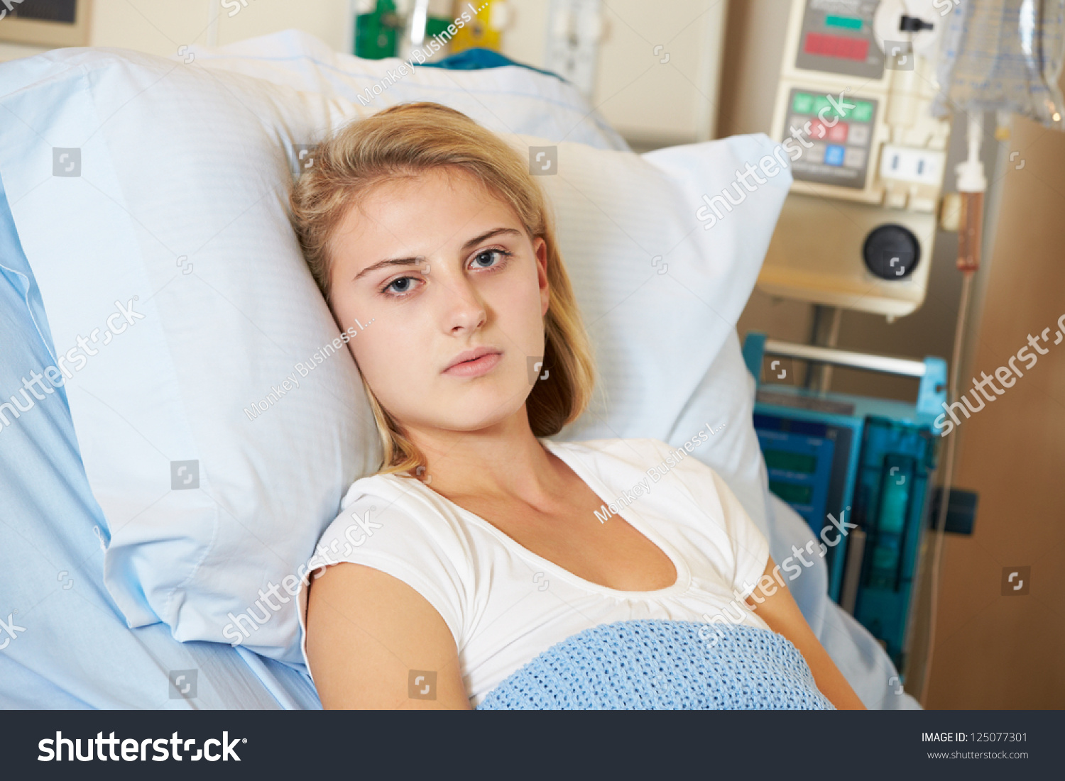Teen Girl In Hospital Bed 243 รายการ ภาพ ภาพสต็อกและเวกเตอร์ Shutterstock