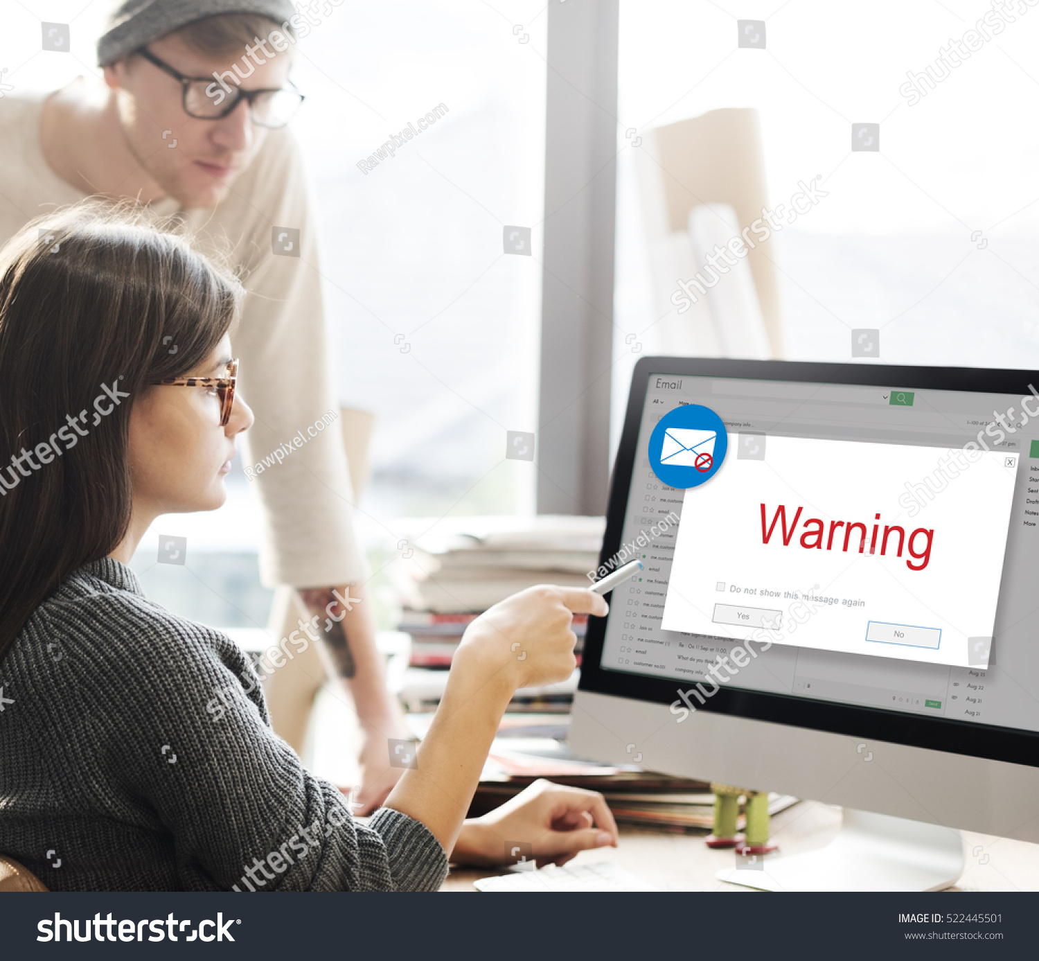 Email Popup Warning Window Concept Stock Photo 522445501 | Shutterstock