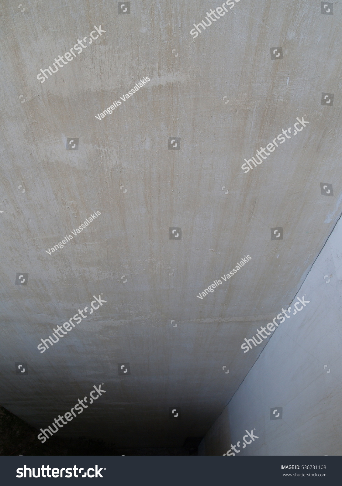Empty Wall Looking Downwards Stock Photo 536731108 | Shutterstock