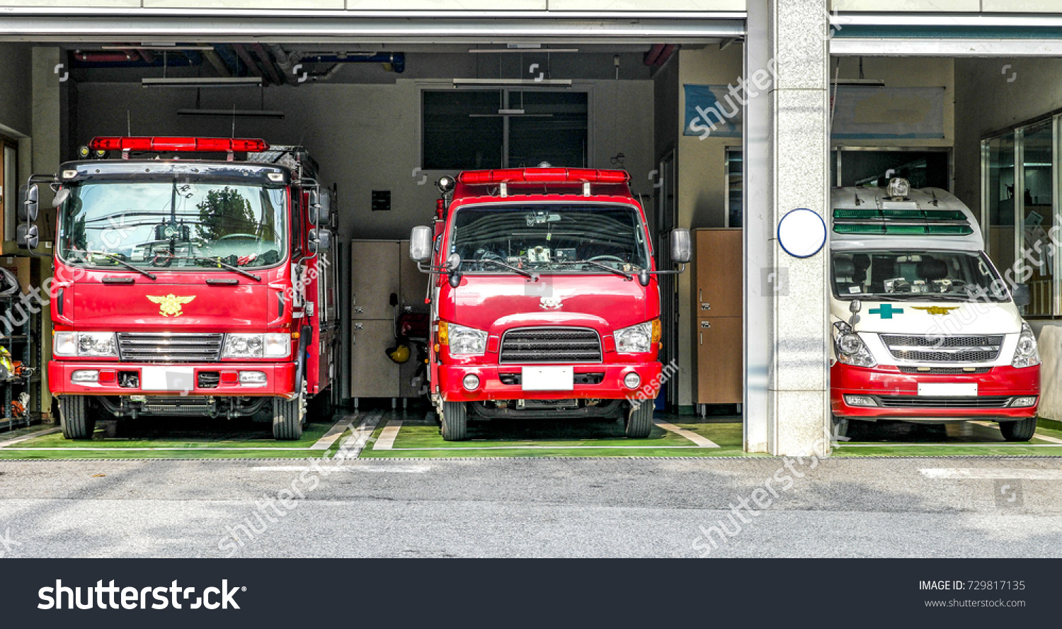 Fire Engine Stock Photo 729817135 | Shutterstock