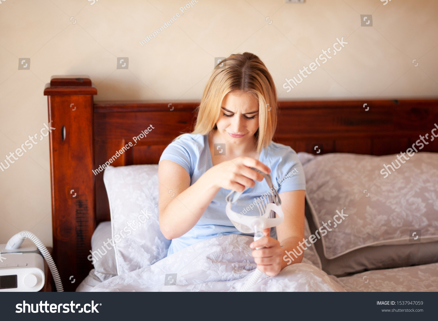 First Time Using Cpap Machine Foto Stok 1537947059 | Shutterstock