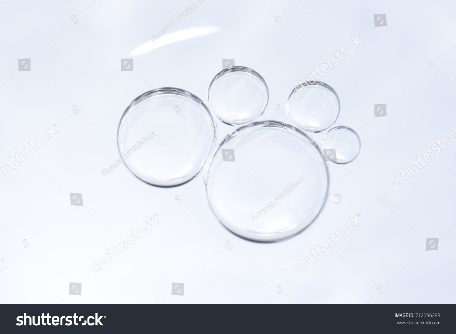 Five Bubbles Gradient Background Stock Photo 712096288 | Shutterstock