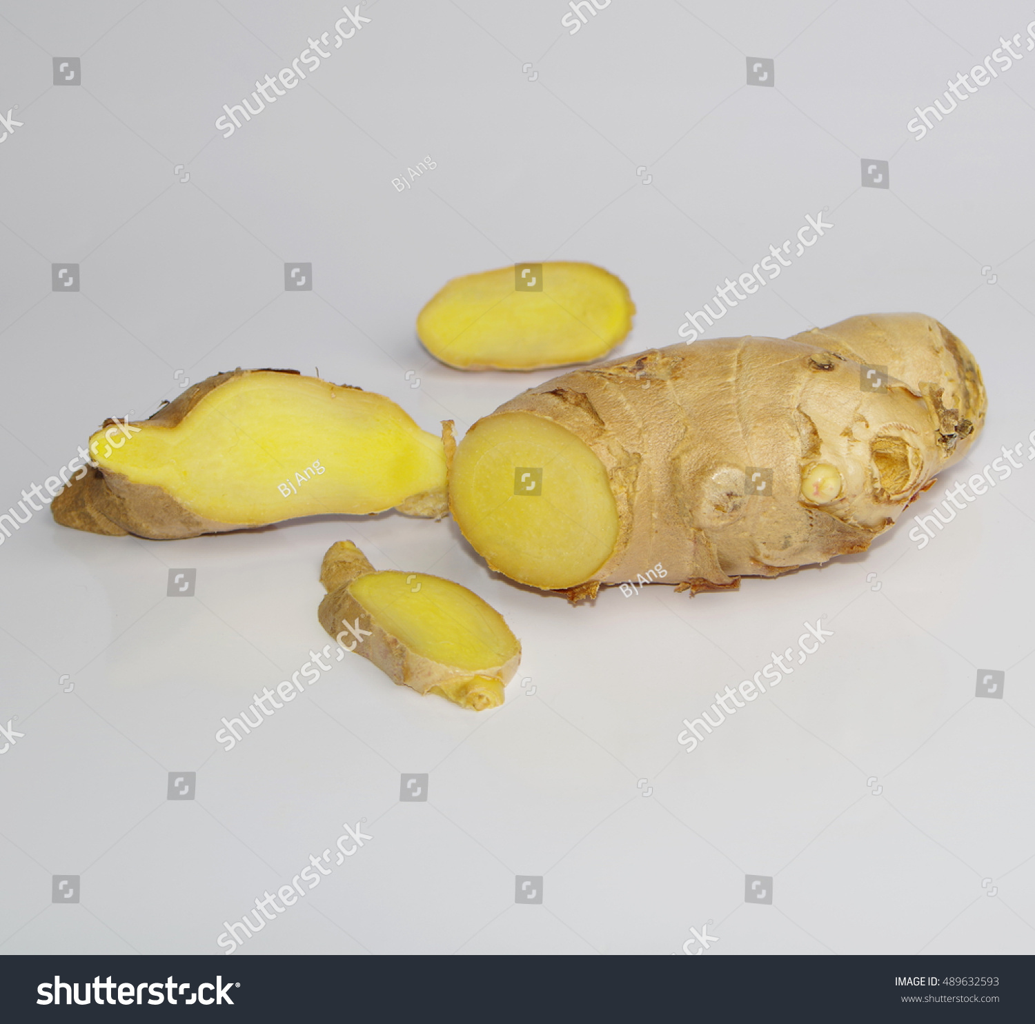 Ginger Slice Stock Photo 489632593 | Shutterstock