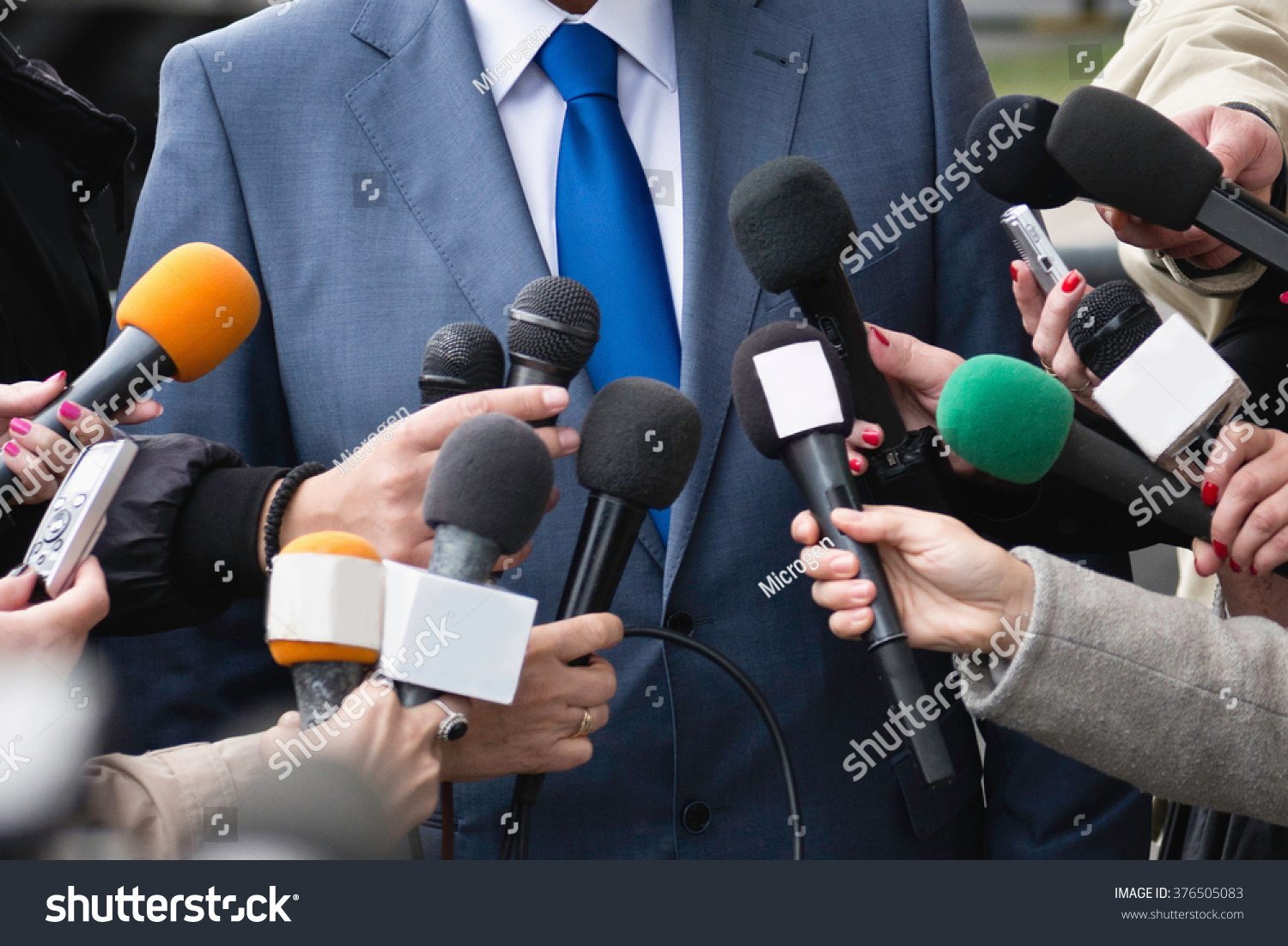 33,206 Media press conference Images, Stock Photos & Vectors | Shutterstock