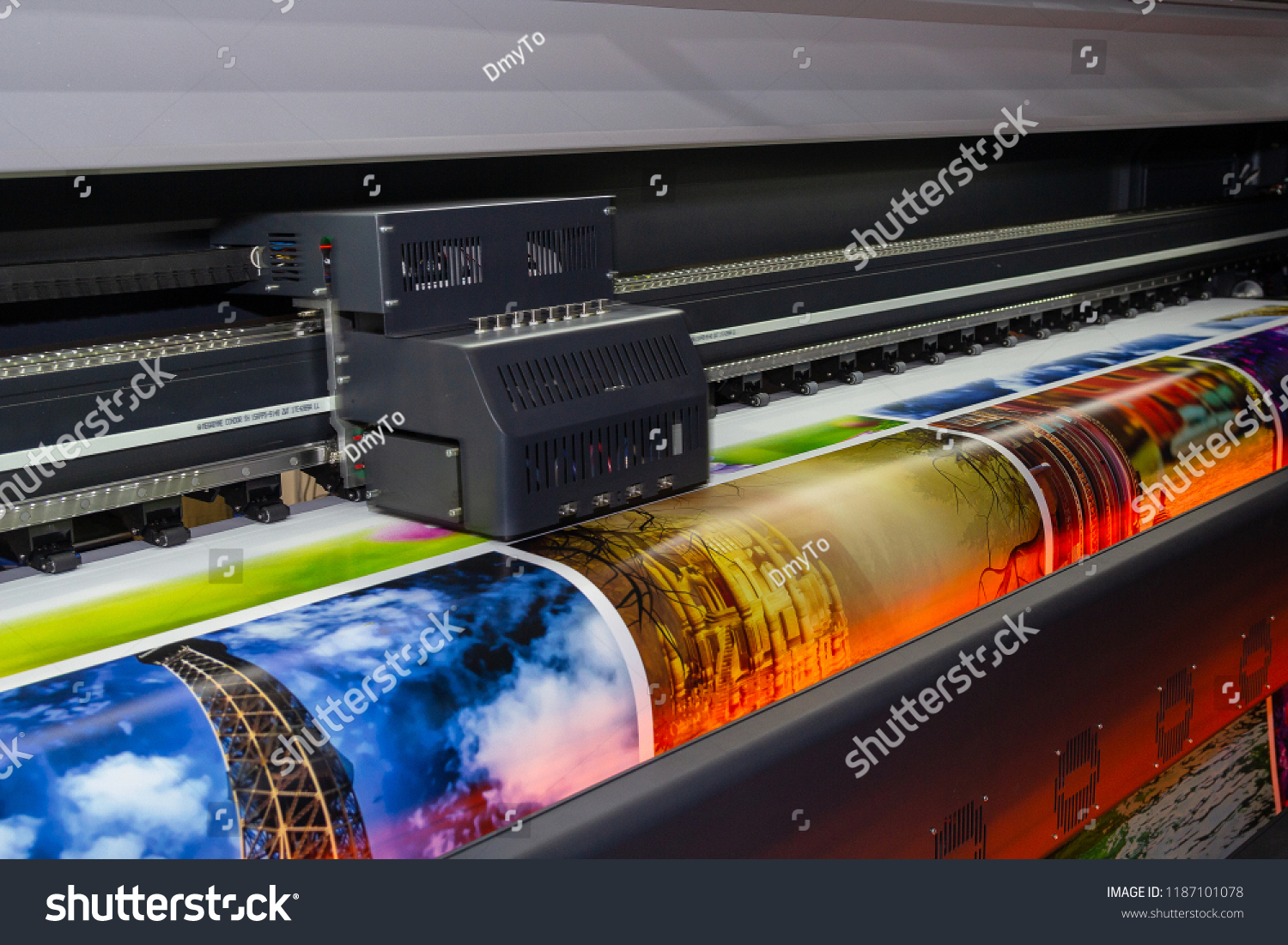 Large Format Printing Machine Operation Industry Stock Photo 1187101078 | Shutterstock