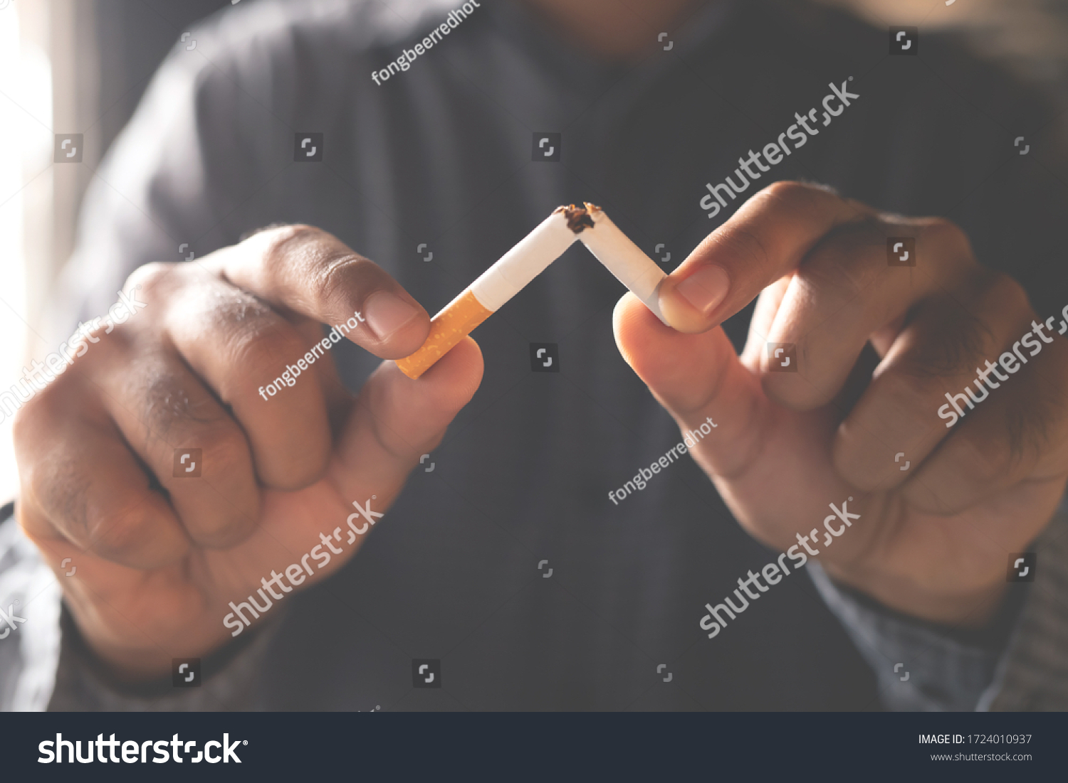 Nicotina: imágenes, fotos de stock y vectores | Shutterstock Nicotina: imágenes, fotos de stock y vectores | Shutterstock