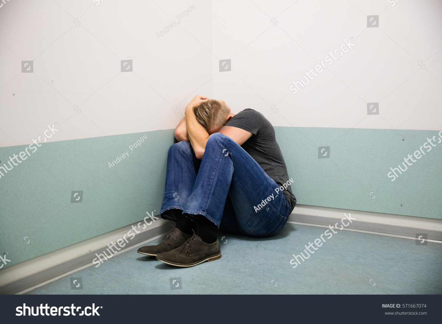 Photo De Stock De Man Sitting Corner His Room Fear Modifier Maintenant 571667074 Shutterstock