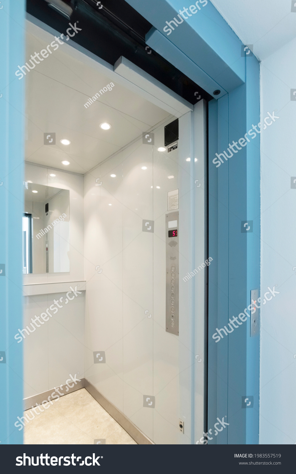 Modern Empty Elevator Interior Office Stock Photo 1983557519 | Shutterstock