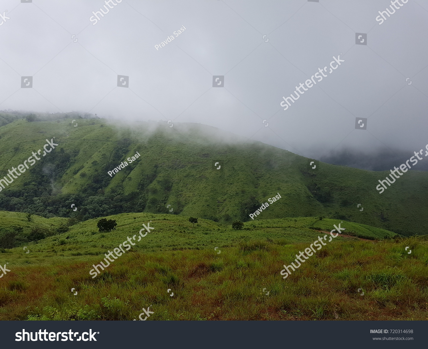 Mountain Greenery Serene Mud Patch Mountain Stock Photo 720314698 ...