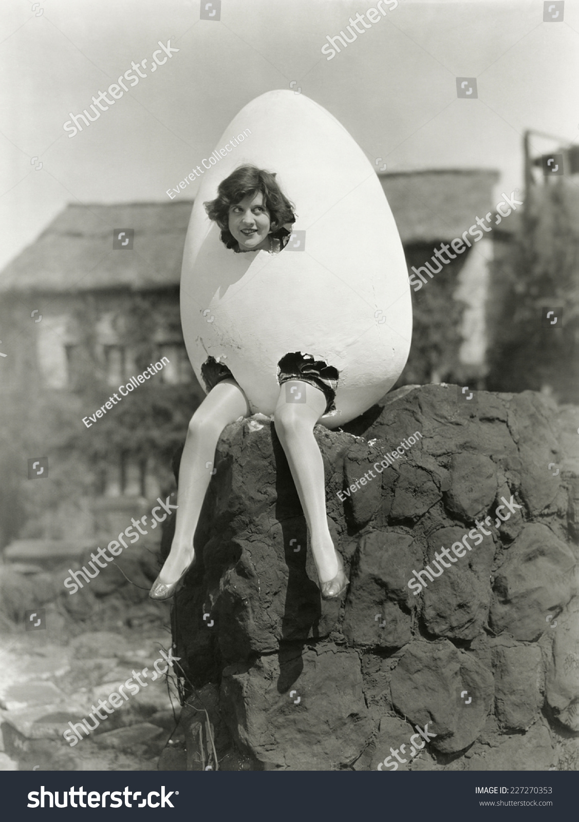 27,730 Eggs on legs Images, Stock Photos & Vectors | Shutterstock