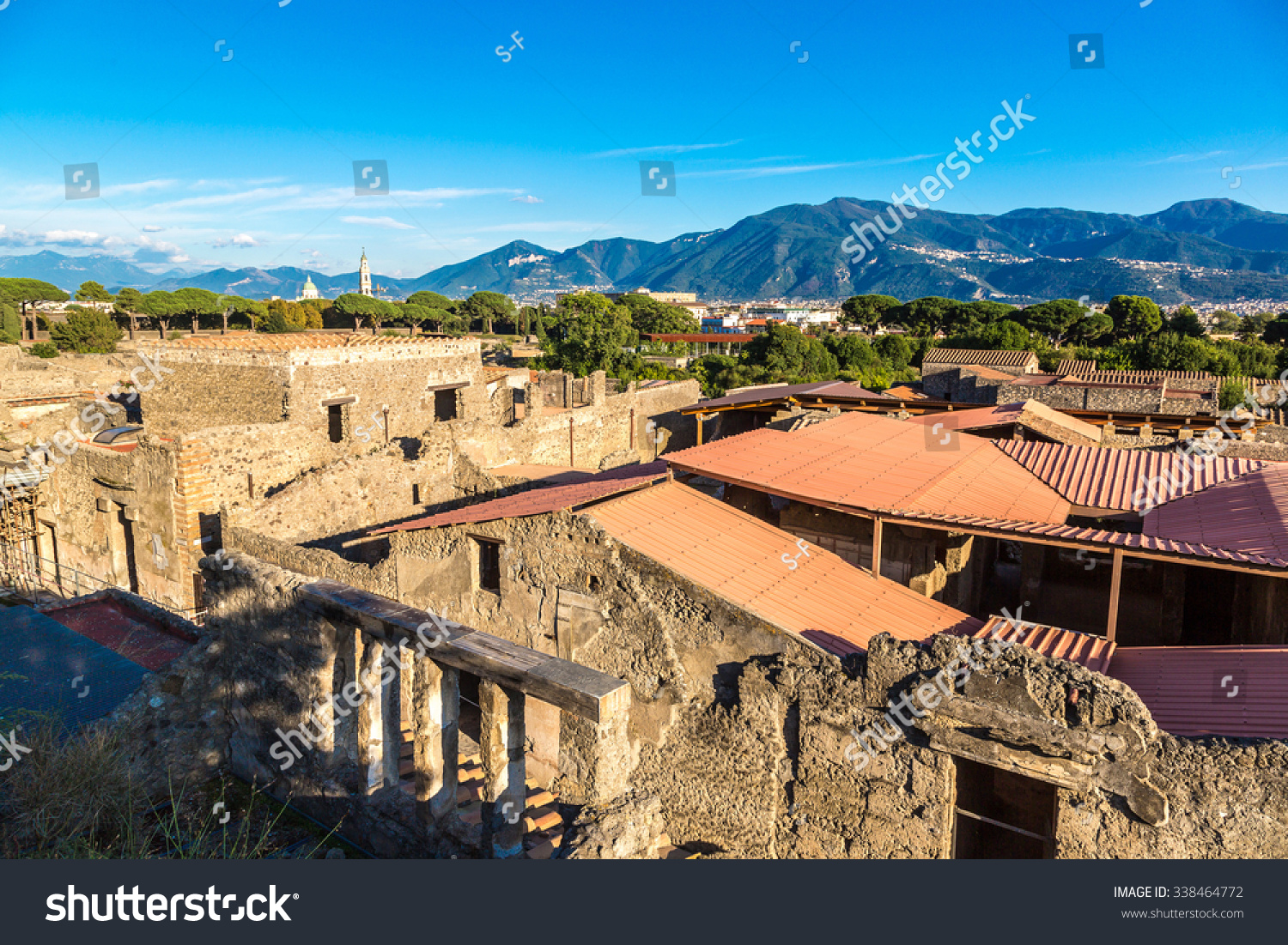 Pompeii City Destroyed 79bc By Eruption Stock Photo 338464772 ...