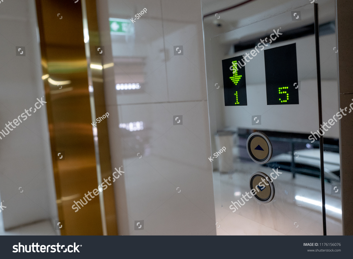 Push Elevator Down Stock Photo 1176156076 | Shutterstock