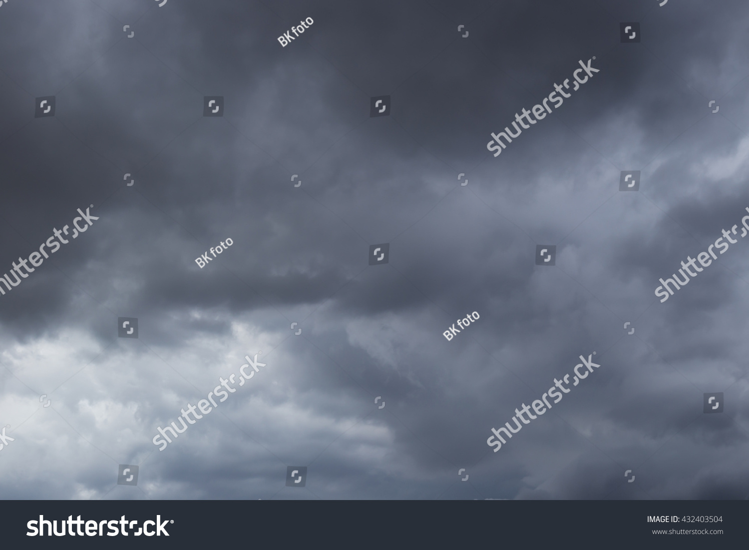 Rain Cloud Stock Photo 432403504 : Shutterstock