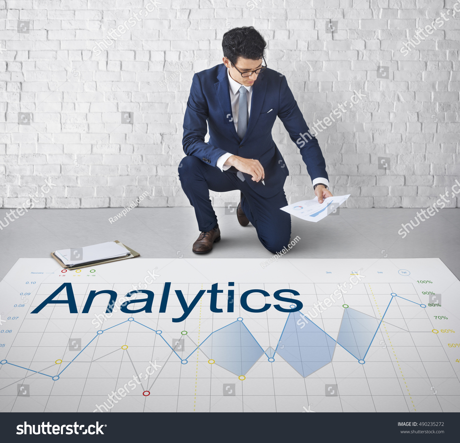 Report Analysis Progress Chart Concept Stock Photo 490235272 | Shutterstock