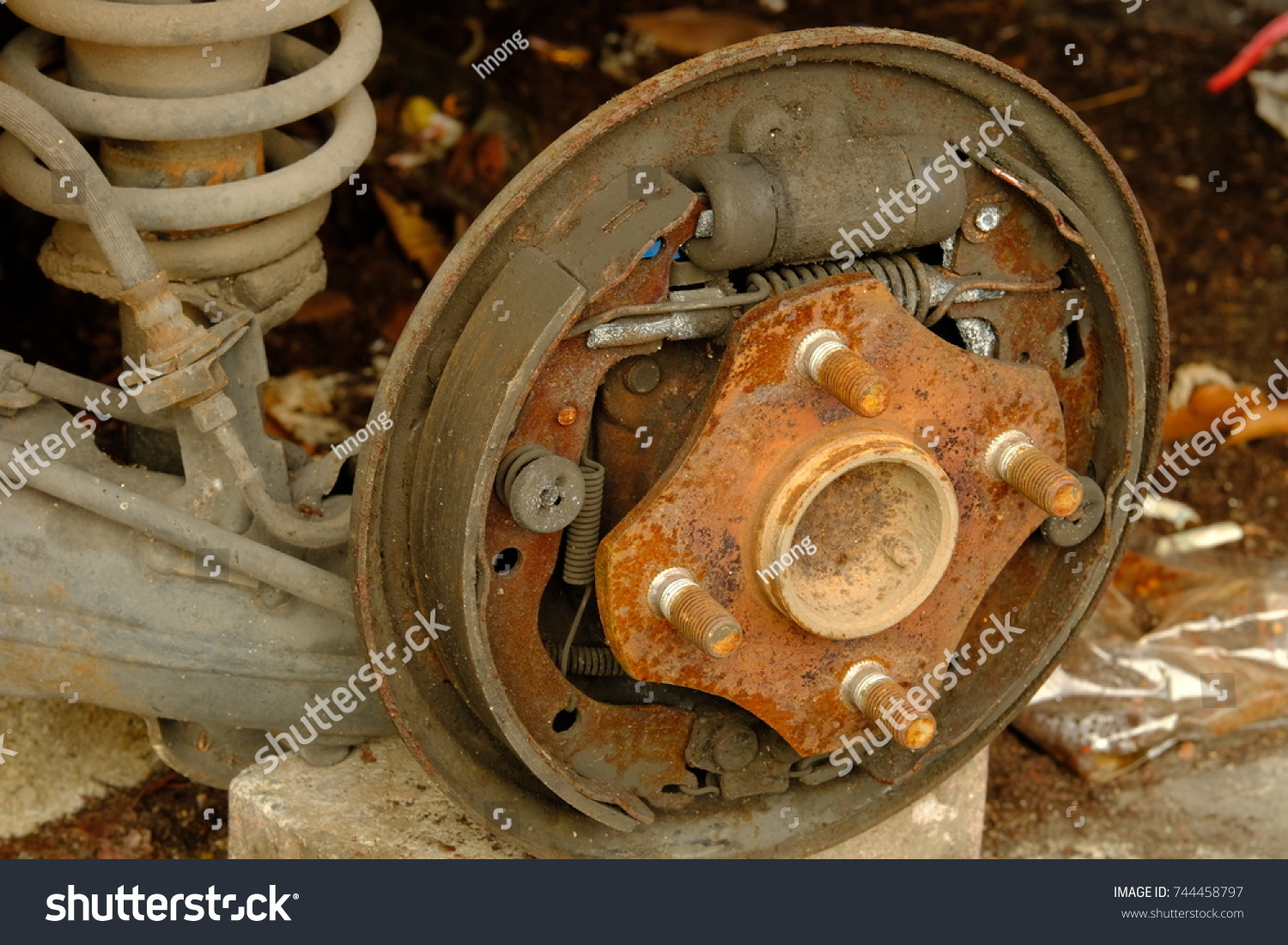 Rust Wheel Stock Photo 744458797 | Shutterstock