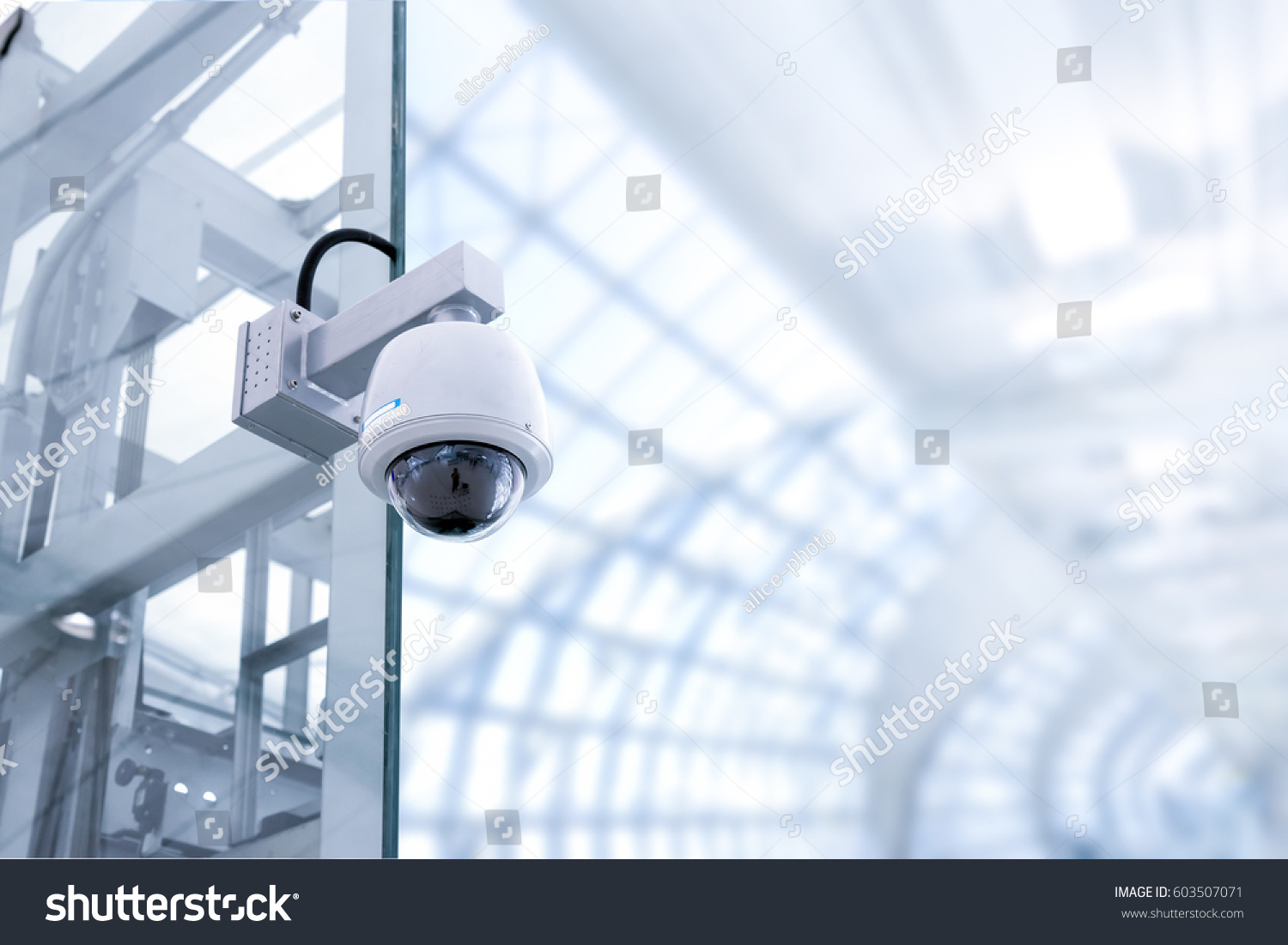 Security Cctv Camera Stock Photo 603507071 | Shutterstock