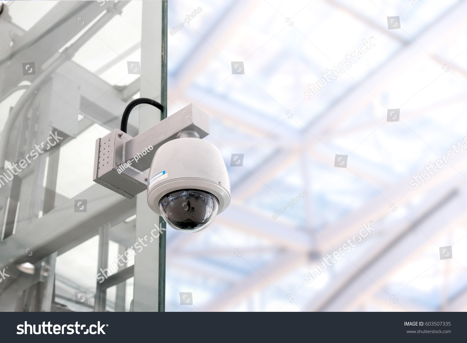 Security Cctv Camera Stock Photo 603507335 | Shutterstock
