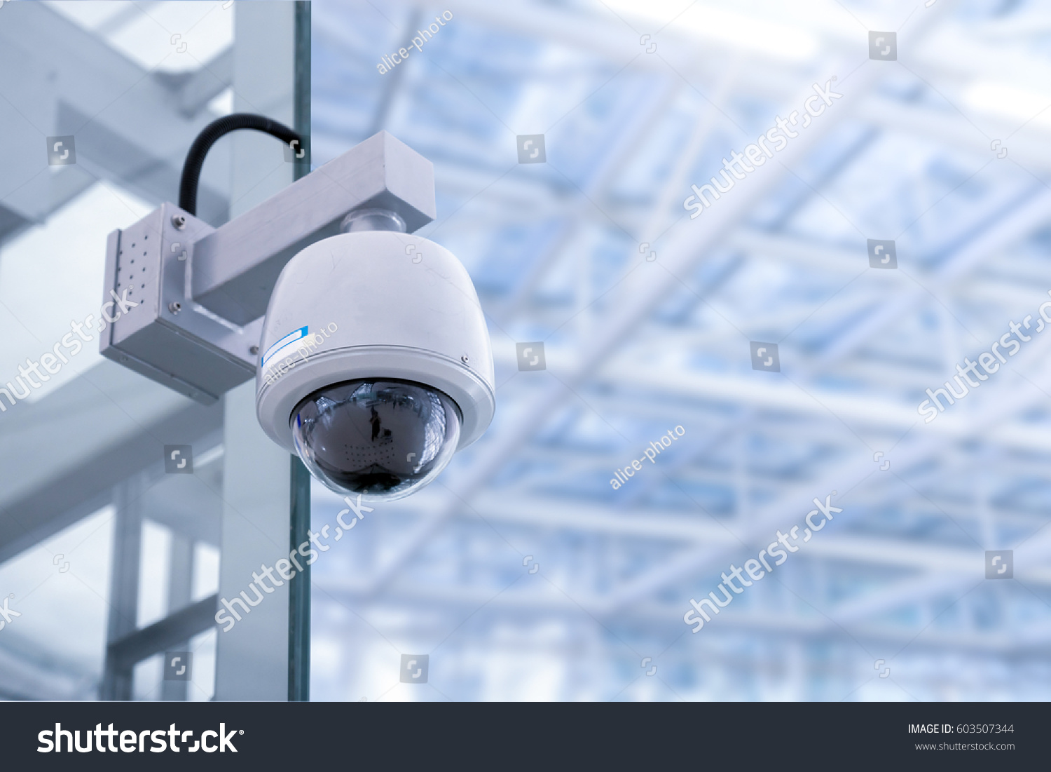 Security Cctv Camera Stock Photo 603507344 | Shutterstock