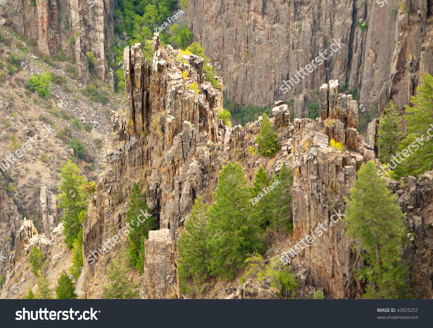 Sharp Rock Cliffs Stock Photo 43925257 : Shutterstock
