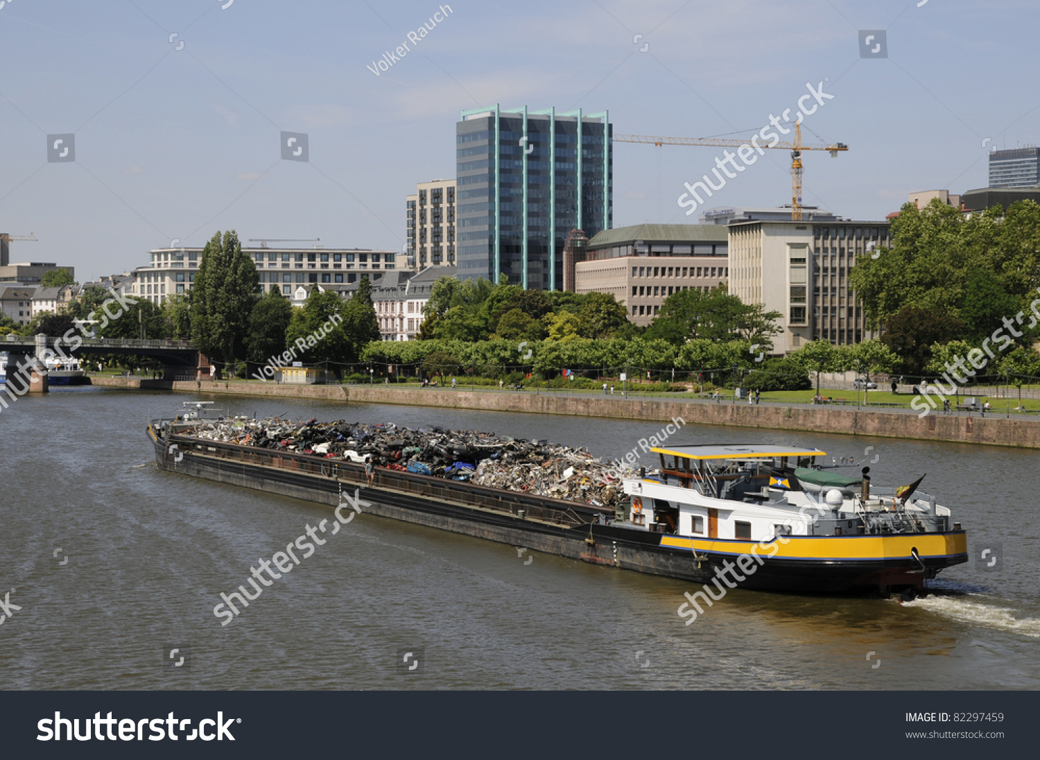 454 Barge scrap metal Images, Stock Photos & Vectors | Shutterstock