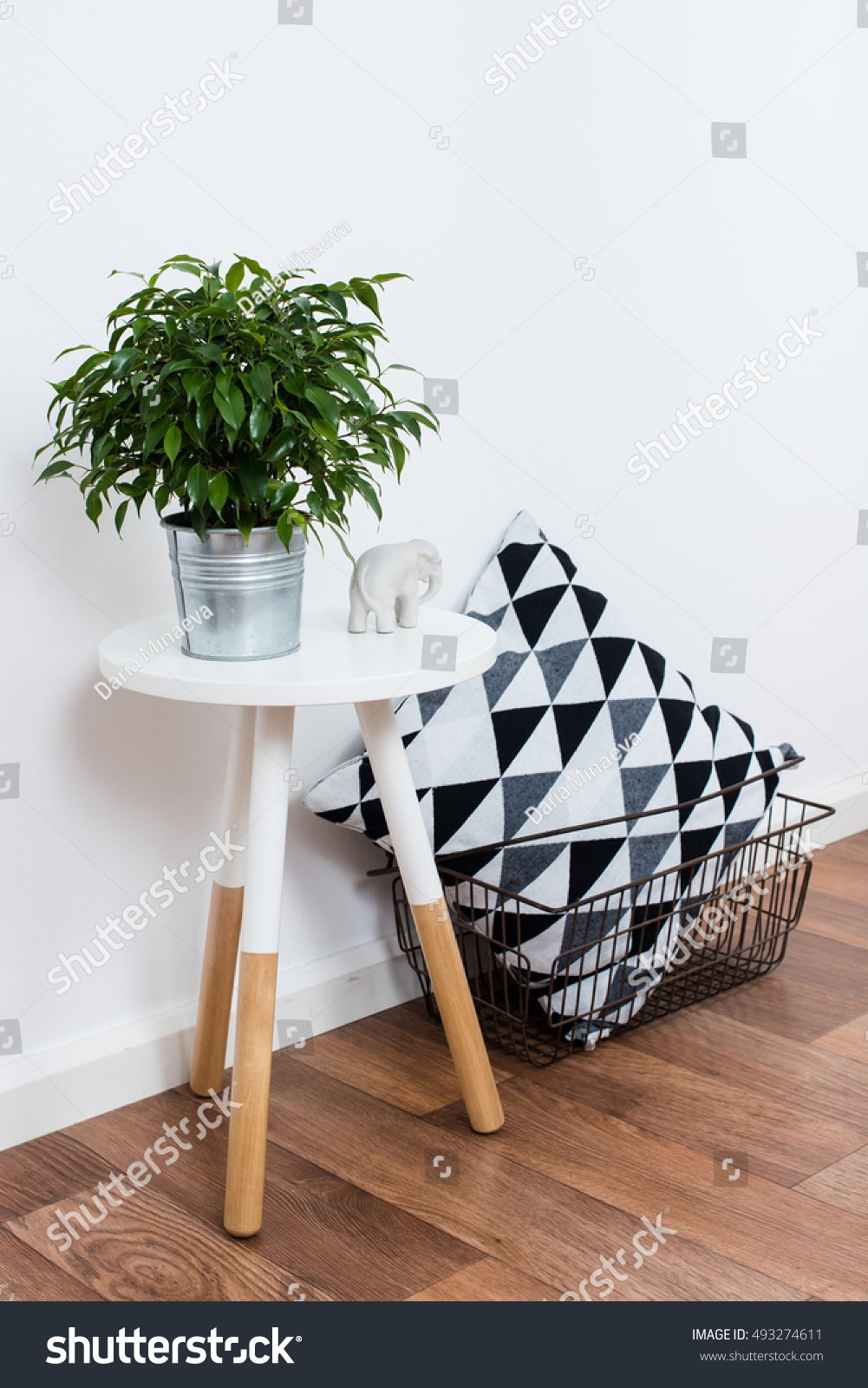 Simple Decor Objects Minimalist White Interior Stock Photo 493274611 ...