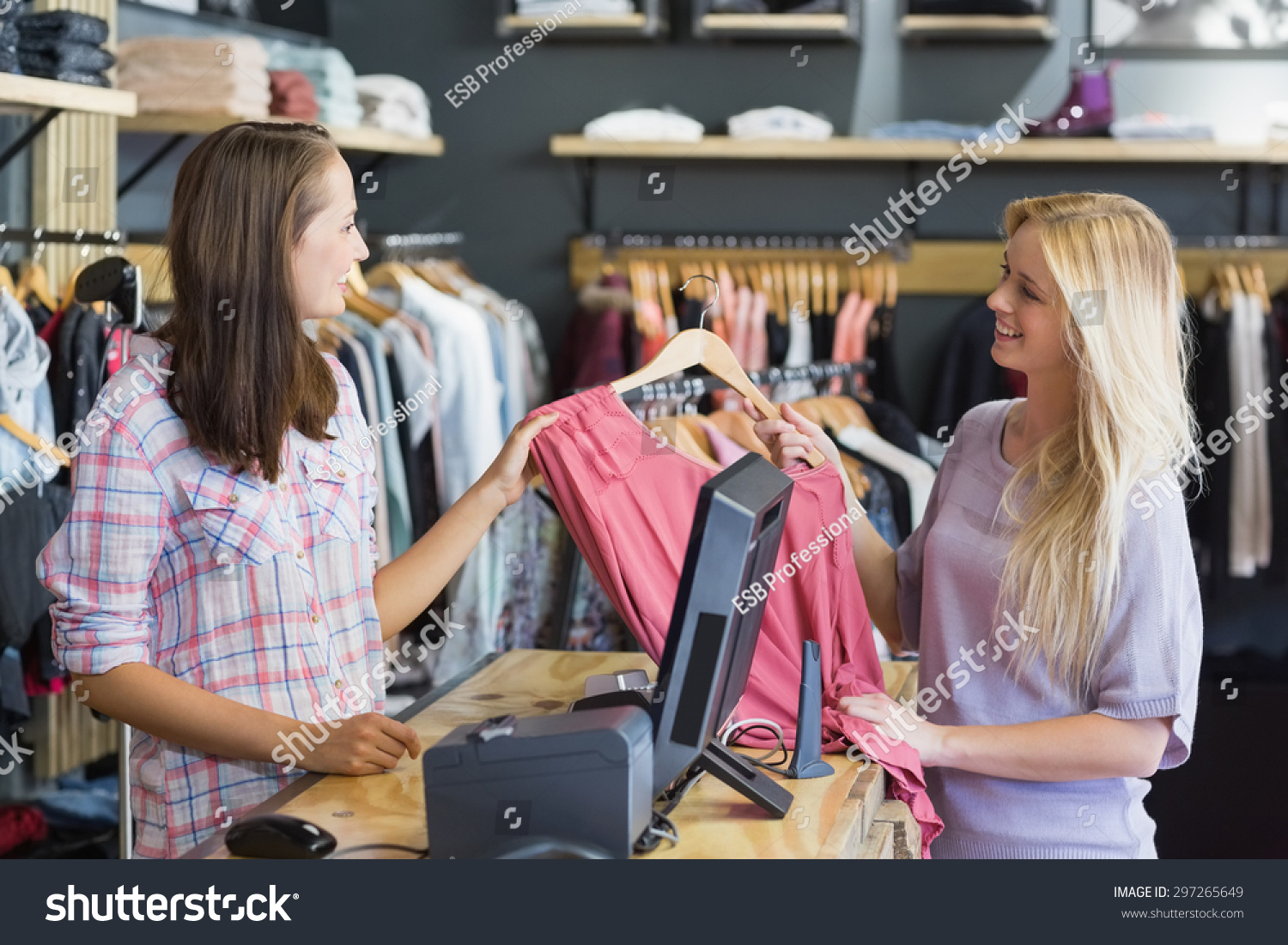 612 Cash register clothing store Stock Photos, Images & Photography ... 612 Cash register clothing store Stock Photos, Images & Photography ...