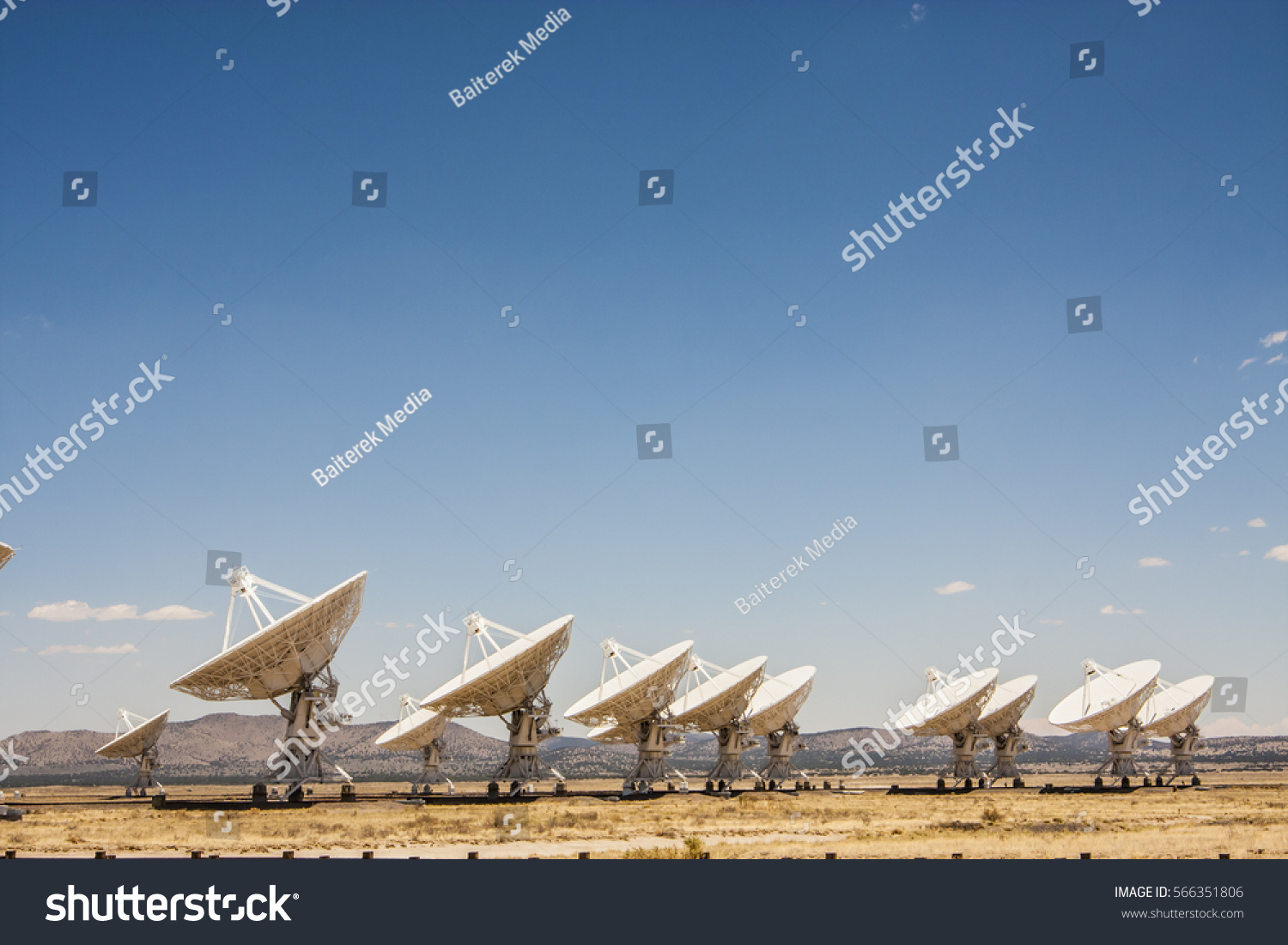 Very Large Array Vla Radio Telescope Stock Photo (Edit Now) 566351806