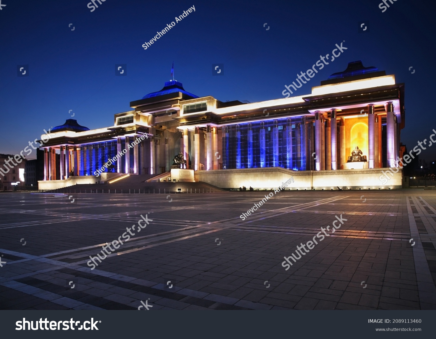 Mongolian government palace in ulaanbaatar Images, Stock Photos ... Mongolian government palace in ulaanbaatar Images, Stock Photos ...