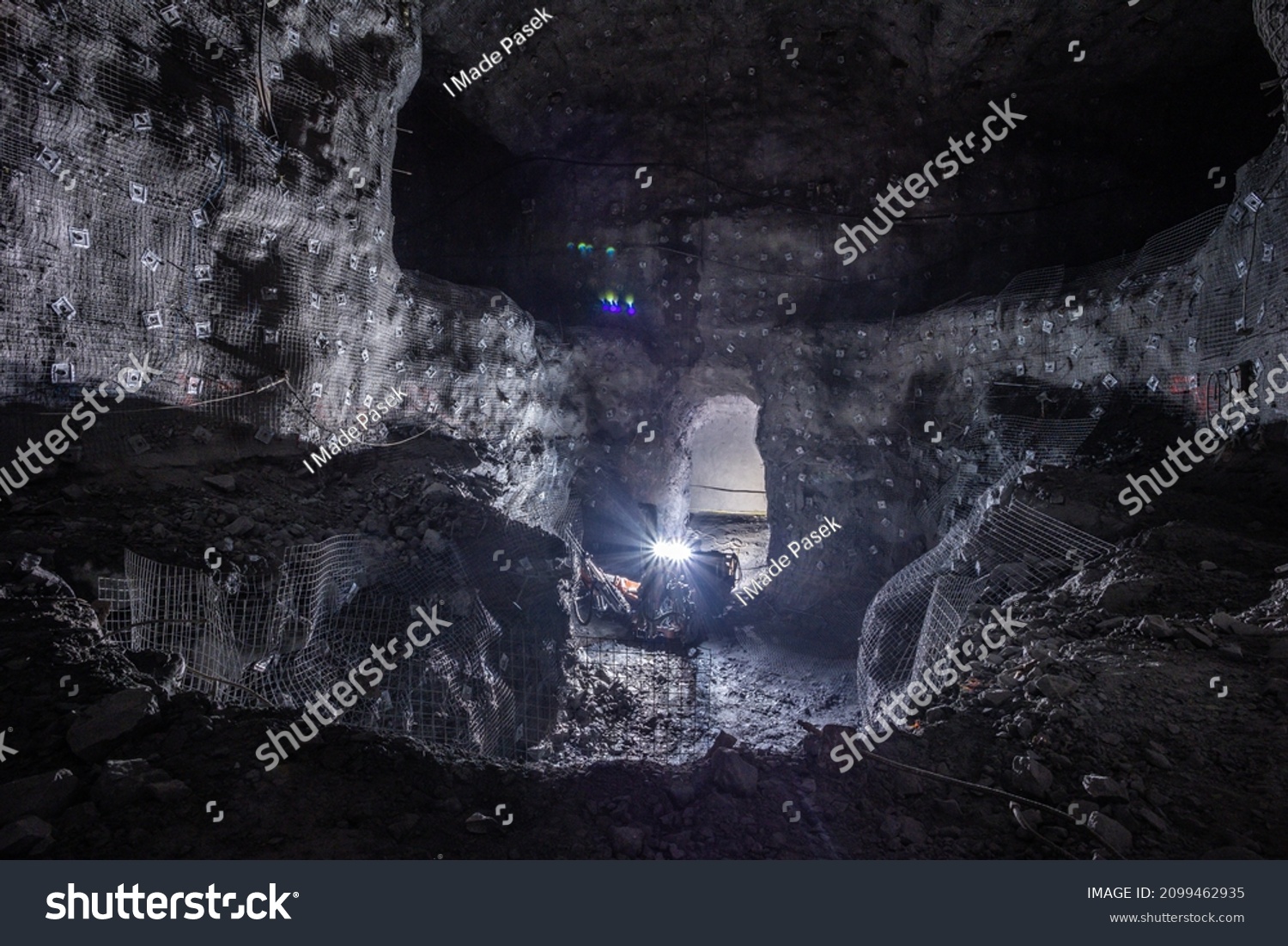 20 Underground explosive charge 图片、库存照片和矢量图 | Shutterstock