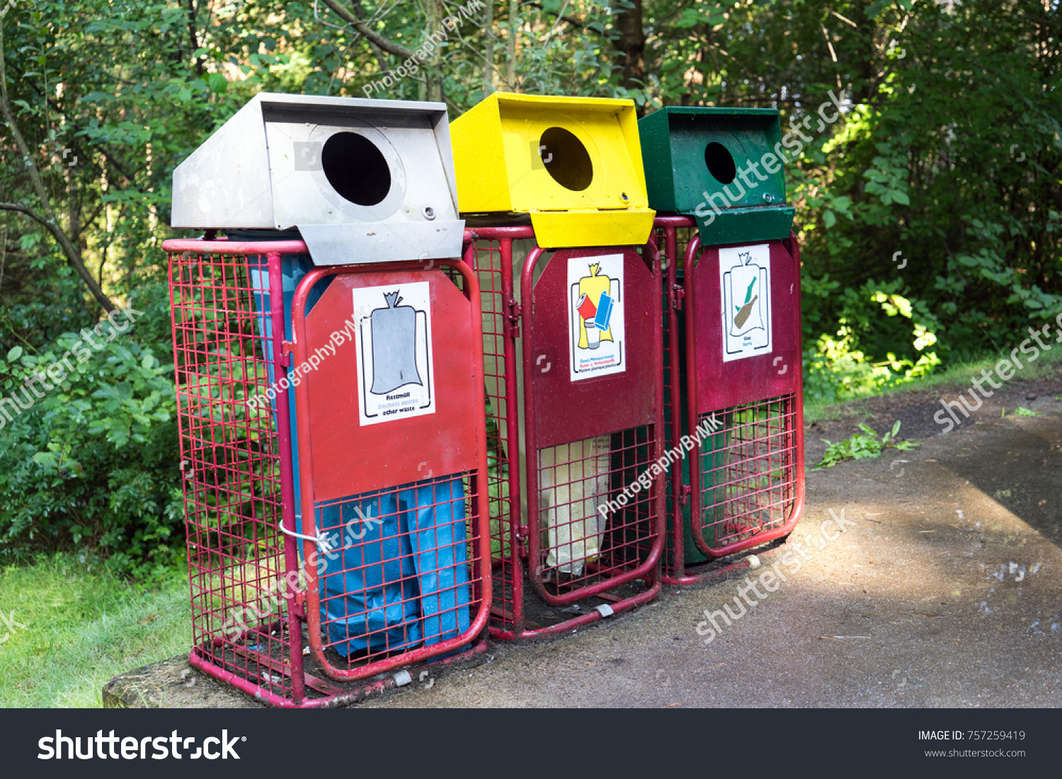 Waste Bin Separating Garbage Stock Photo 757259419 | Shutterstock