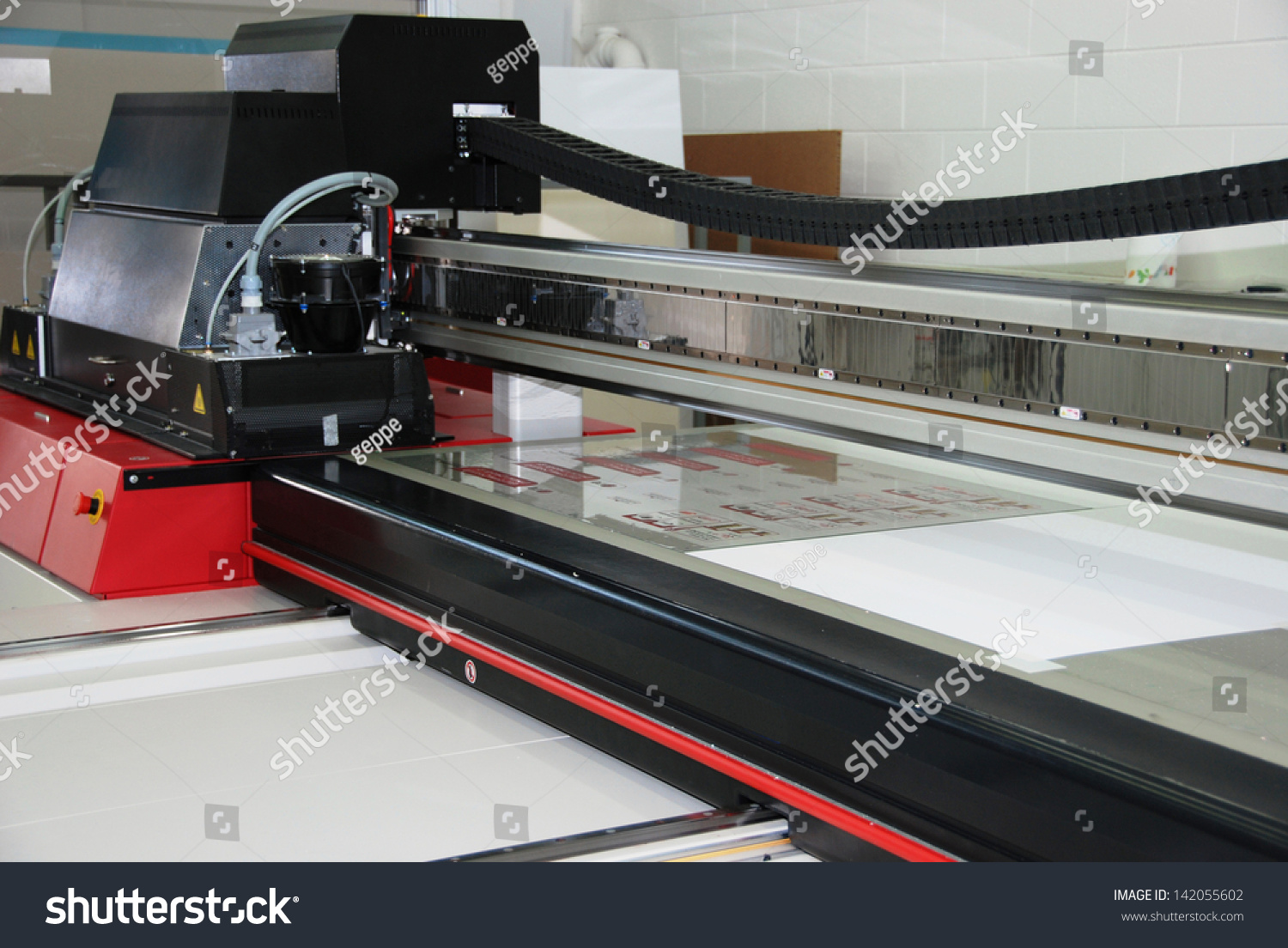 Wide Format Digital Printer Stock Photo 142055602 | Shutterstock