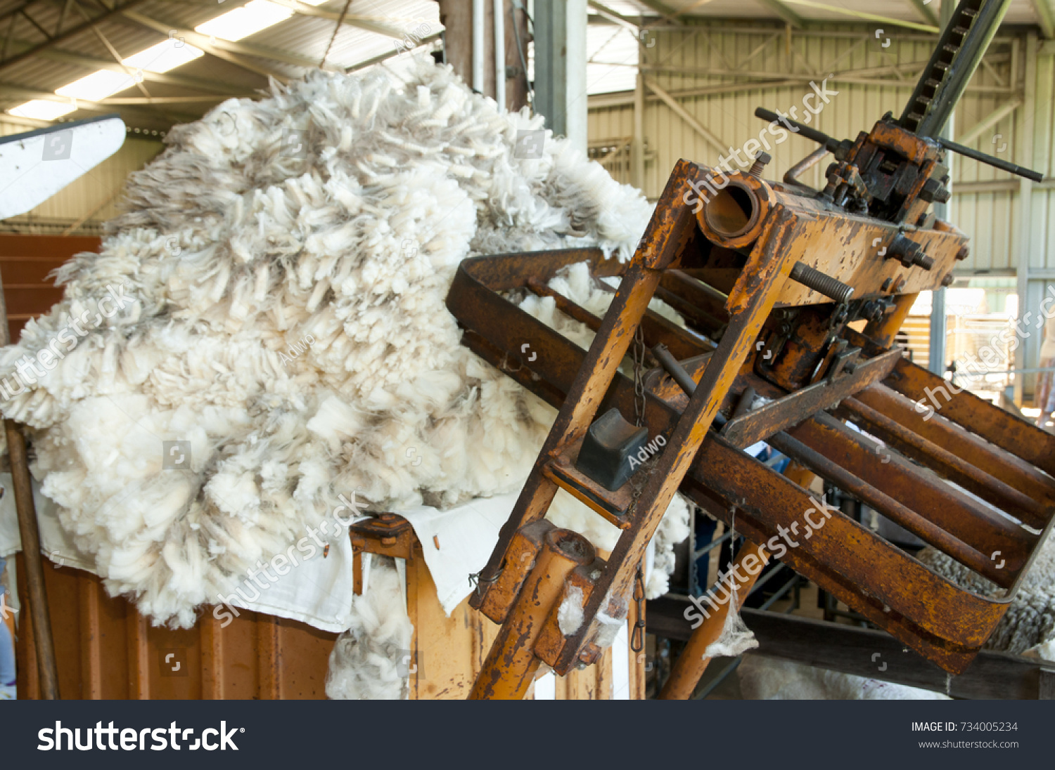 Wool press : 910 images, photos et images vectorielles de stock ...