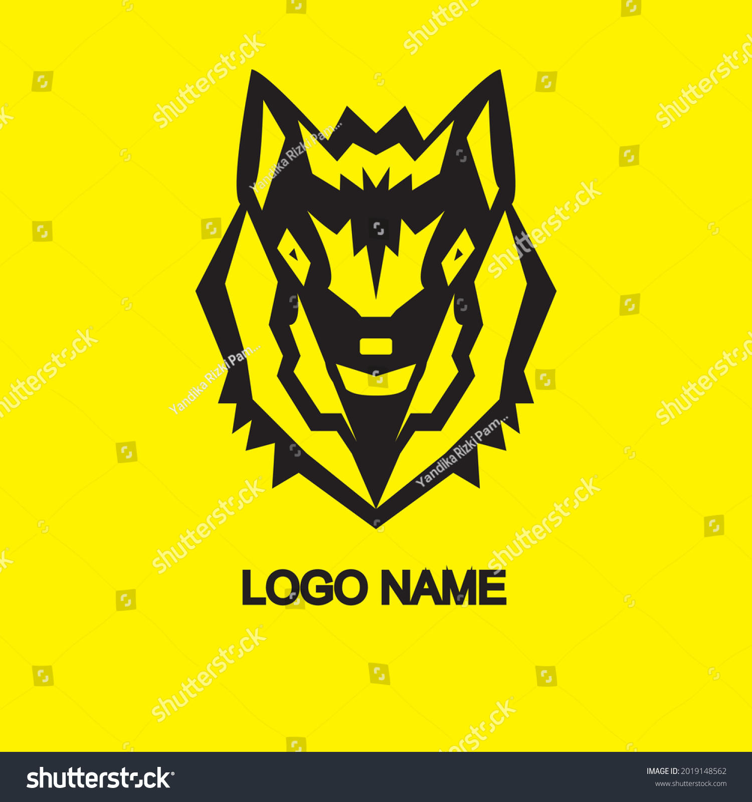 Simple Wolf Head Logo Design Illustration Stock Vector (Royalty Free ...